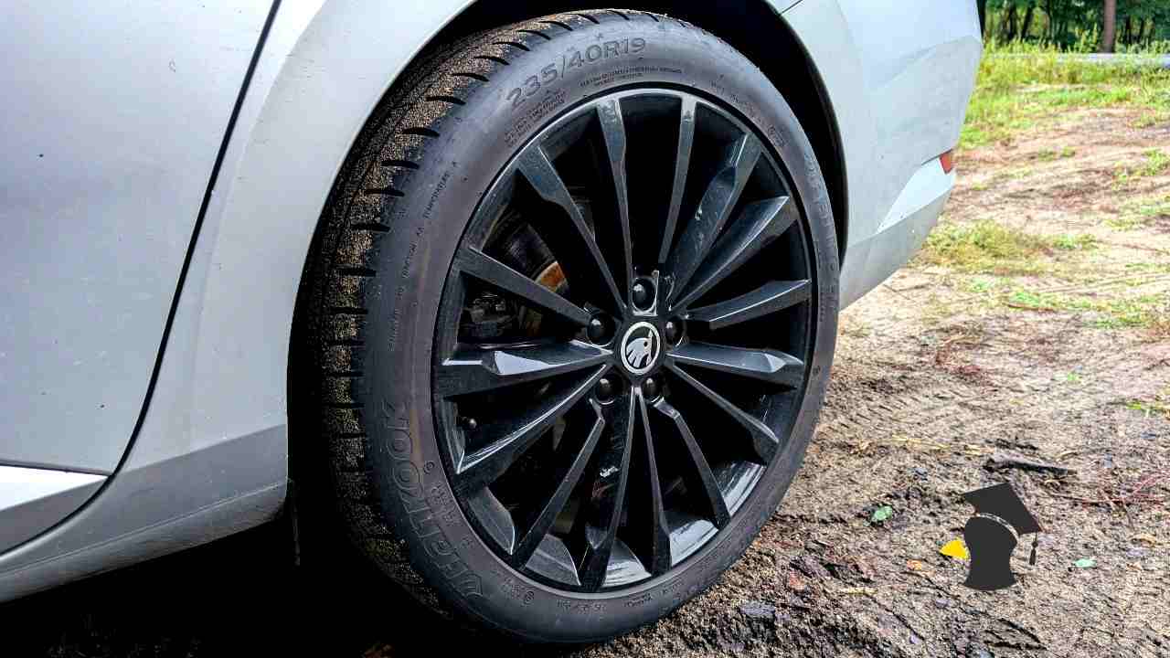 Mechanik prozradil, co způsobuje, že brzdové kotouče tak rychle rezaví ...